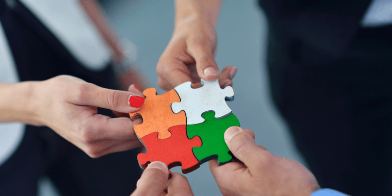 How to Become a Software Reseller? Types of Resellers + Examples