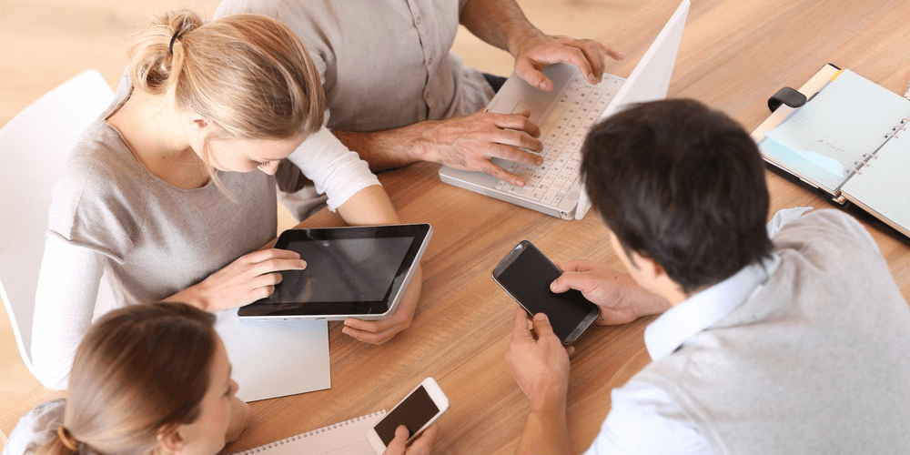 How to Become a Software Reseller? Types of Resellers + Examples